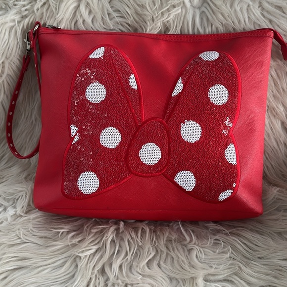 Disney | Bags | Disney Red Minnie Mouse Large Sequence Disney Clutch ...